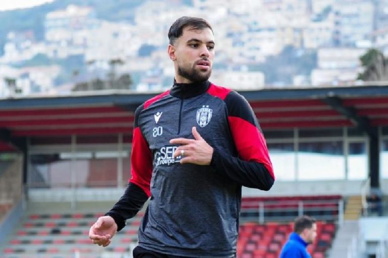 Hocine Dehiri quitte l'USMA pour un nouveau départ - Foot-algerie.com