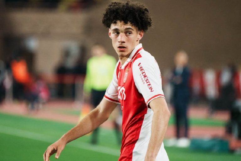 Maghnes Akliouche : Biographie, parcours, salaire, records et plus ...